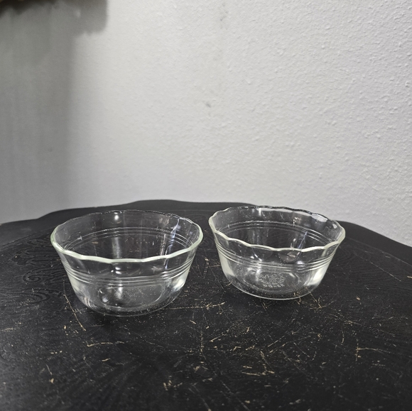 Pyrex | Dining | Vintage Pyrex Clear Glass Ramekin Cups Custard Dishes ...